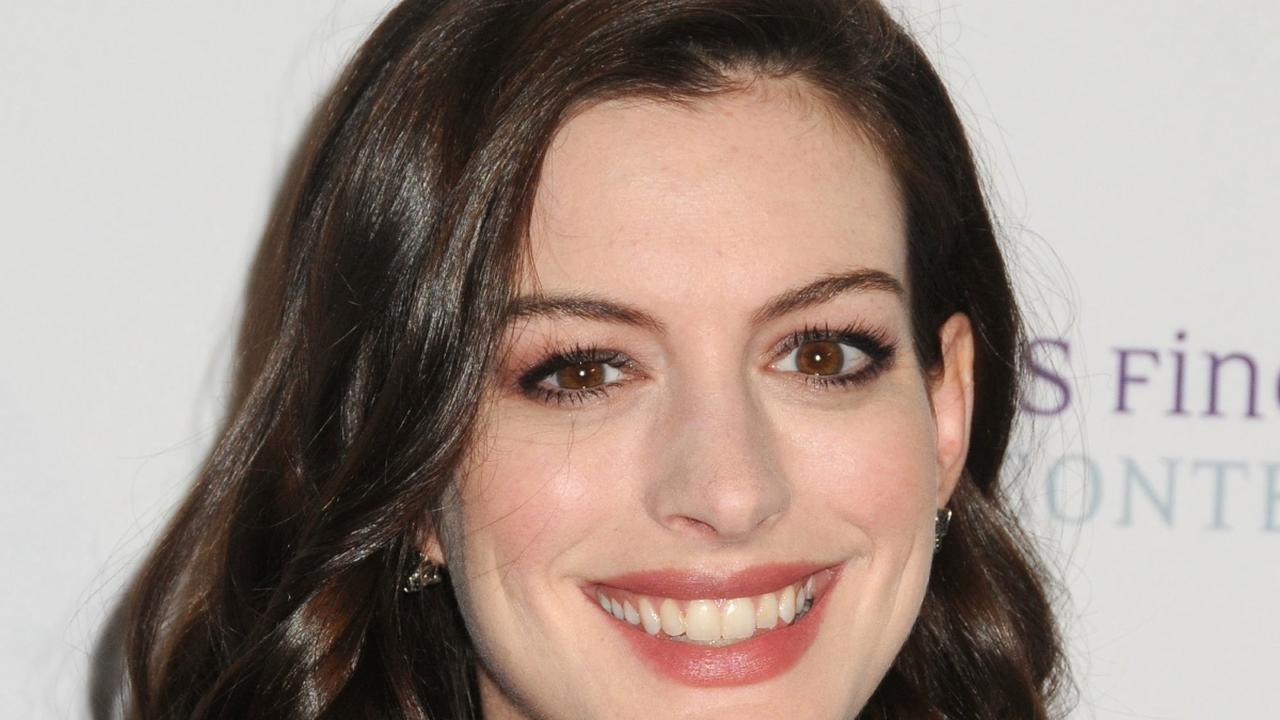 Энн Хэтэуэй (Anne Hathaway) | WMJ.ru