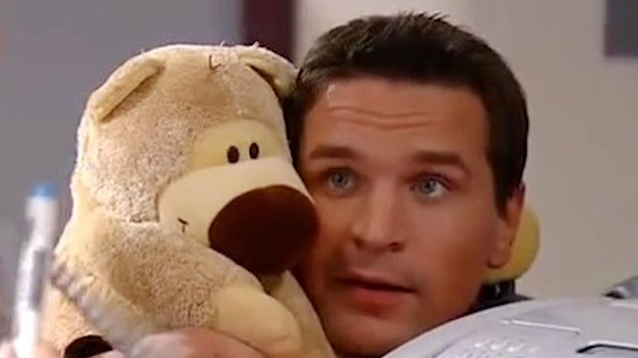 Было — стало: как изменился влюбленный в дочь Машкова курьер из «Не родись красивой» Добронравов ...